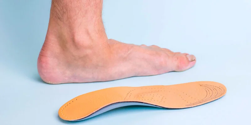 Los pies planos, su causa y tratamiento - Blog SaludOnNet