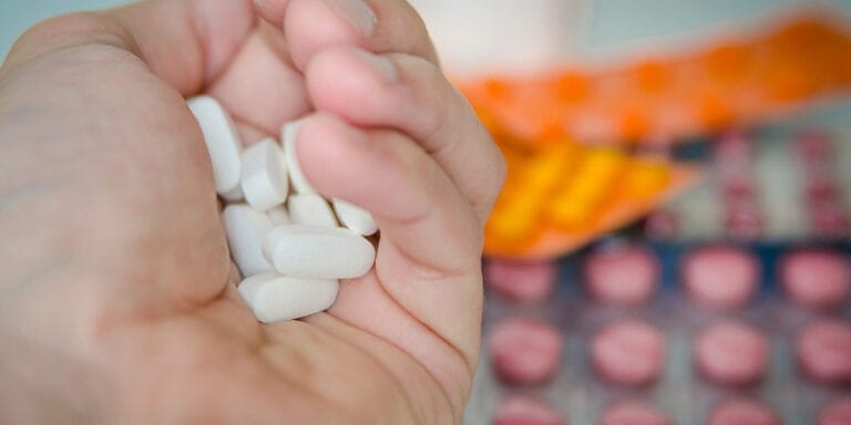 Lexatin 1,5 mg, ¿para qué sirve y cuándo tomarlo? - Blog SaludOnNet